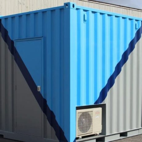 Available Containers – Maxi Containers